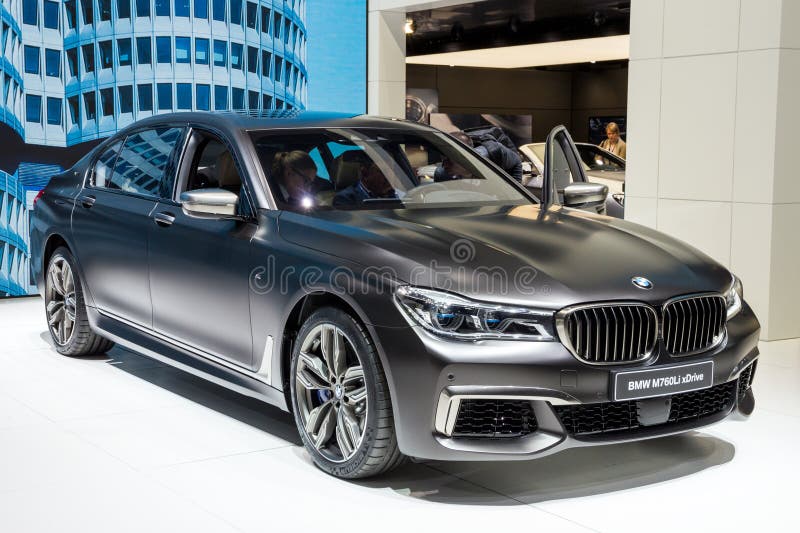 IPerformance XDrive De BMW 760 Le Photo éditorial - Image du foncé ...