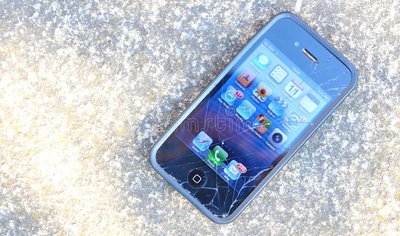 Iphone cassé photo stock éditorial. Image du appli, cassé - 57300028