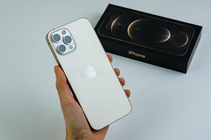 1,116 Pro Max Hand Stock Photos - Free & Royalty-Free Stock Photos from ...