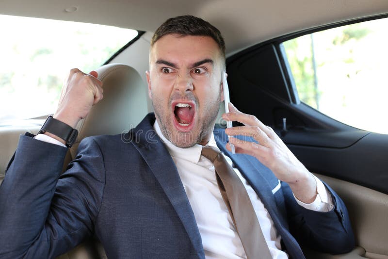 Iracundo Empresario Gritando En Taxi Imagen de archivo - Imagen de ...