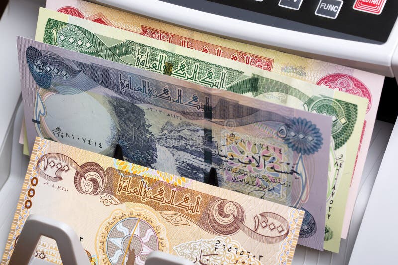 Iraqi Dinar in a Counting Machine Stock Photo - Image of iraq, banknote ...