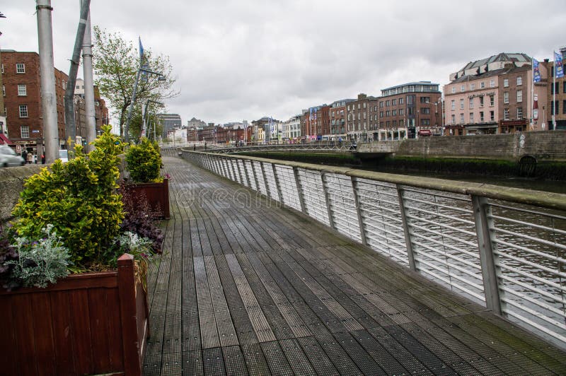 Ireland. Dublin editorial stock image. Image of walkway - 51081184