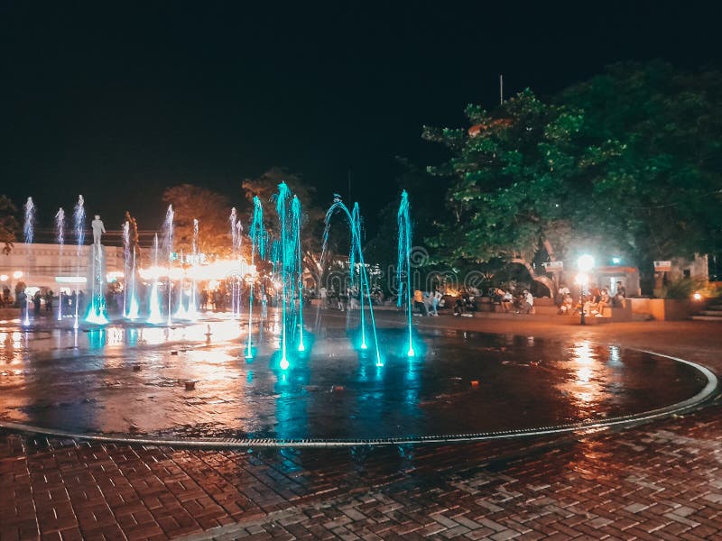 Iriga City Plaza Dancing Fountain Stock Image - Image of evening, water ...