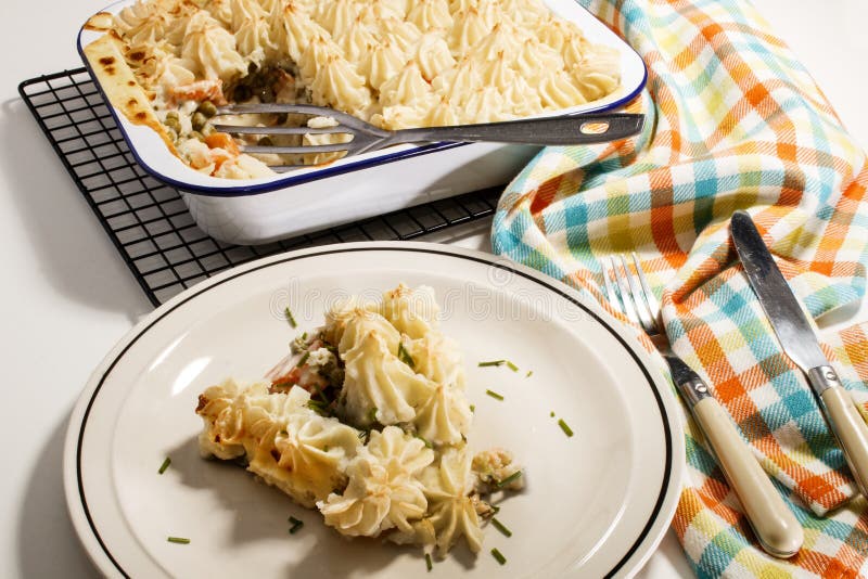 Irish Fish Pie Served on a Plate Stock Photo - Image of mashed, enamel ...