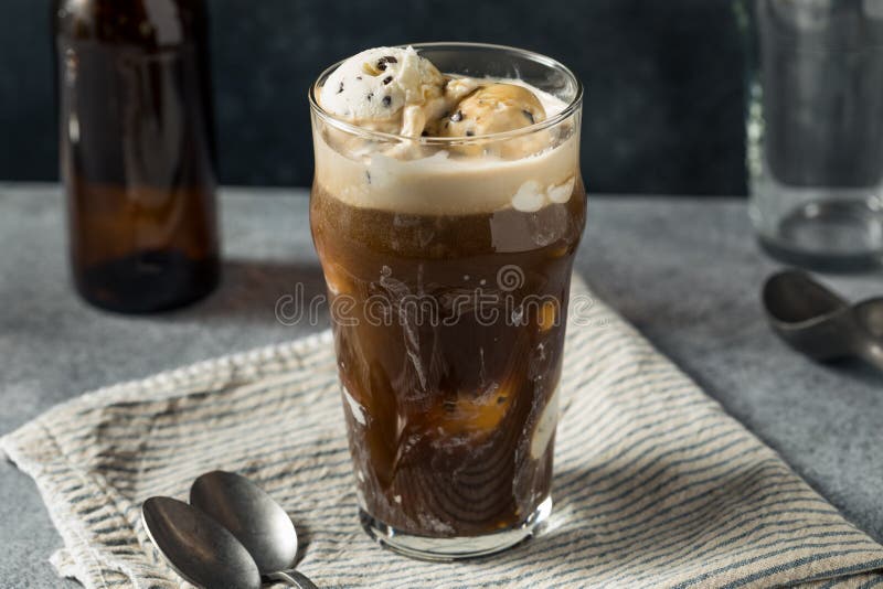 Irish Stout Ice Cream Float Stock Image - Image of refreshing, alcohol ...