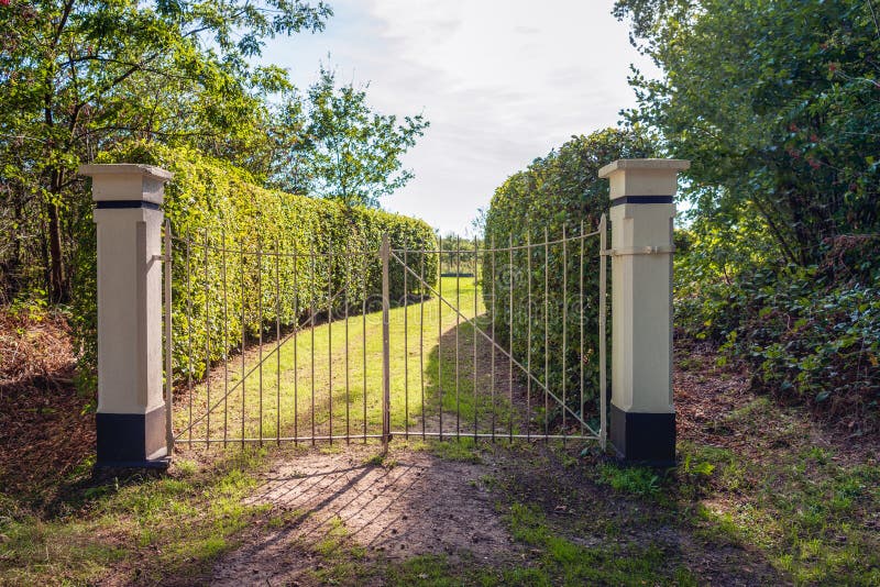96+ Stone gate path Free Stock Photos - StockFreeImages