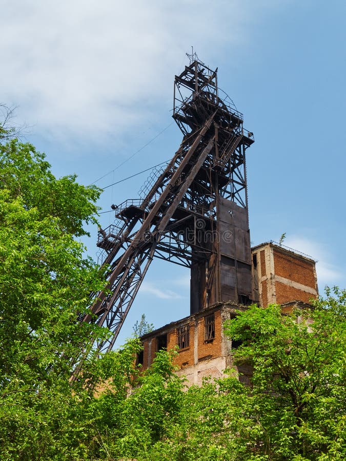 Iron ore mine headgear stock image. Image of pulley, iron - 60576453