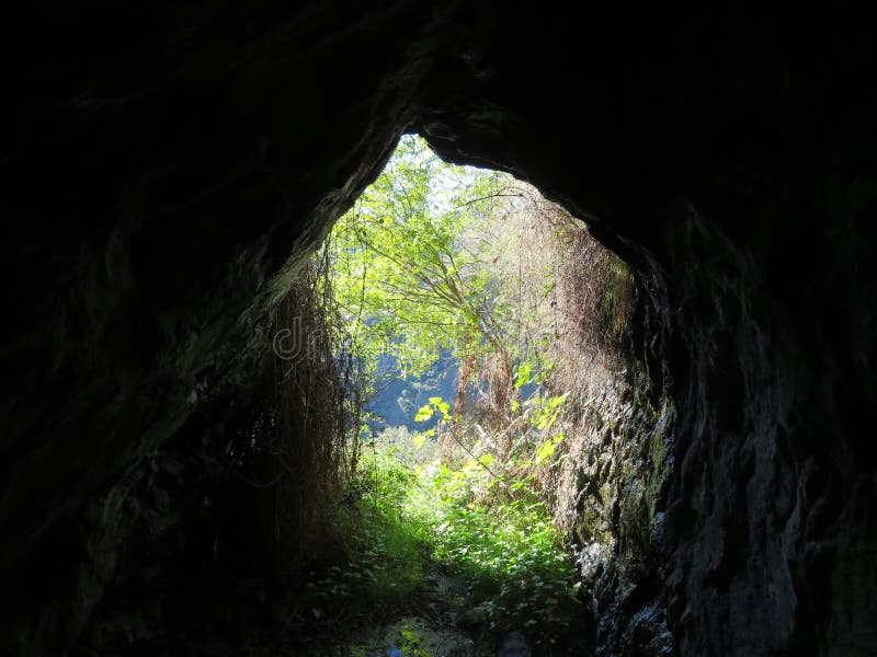 Iron Road Bridges Metal Rail Light at the End of the Tunnel Train ...