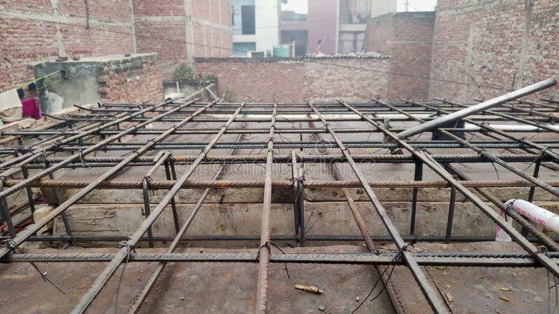 12-1-24 Iron Steel Rods Form Rows and Columns in the Under-construction ...