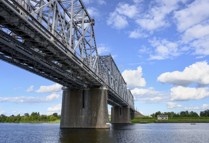 Iron Structures of the Railway Bridge Over the Volga River in Yaroslavl ...