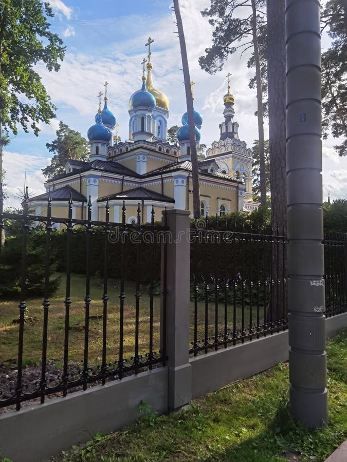 Iron, tower, garden stock image. Image of building, monument - 375208363