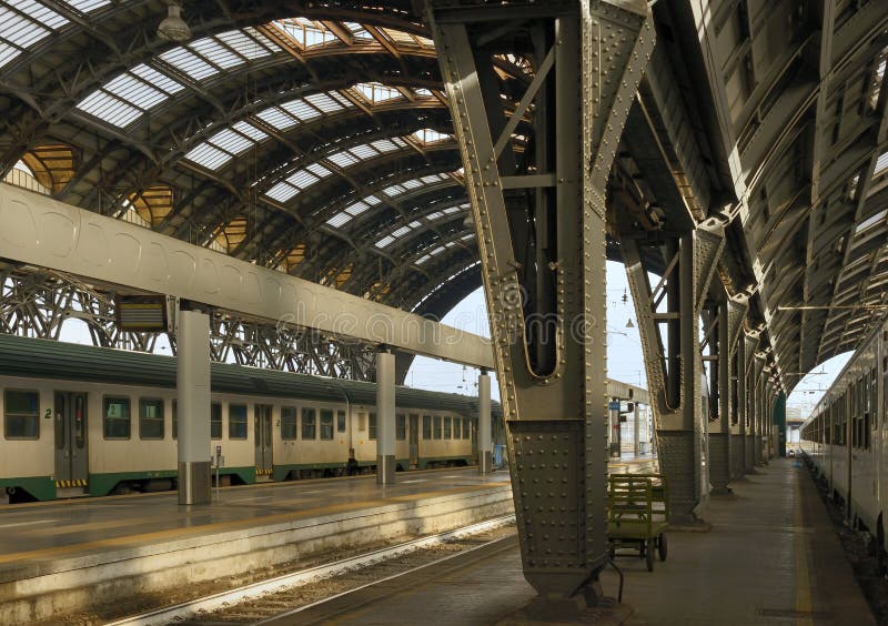 Iron Vaulted Platforms, Milan Stock Photo - Image of travel, rails ...