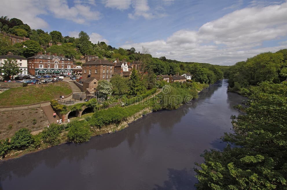Ironbridge Und Der Fluss Severn Stockfoto - Bild von severn, umdrehung ...