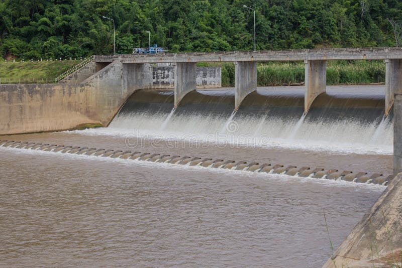 Irrigation dam stock photo. Image of concrete, asia, barrage - 35927276