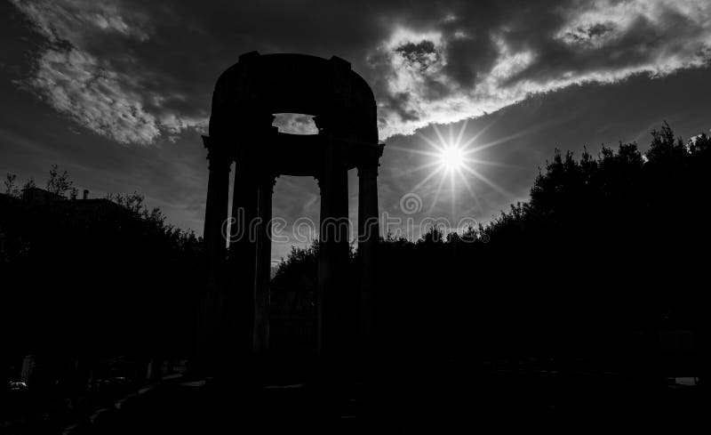 Isernia, Molise. Monument To the Fallen of the First World War Stock ...