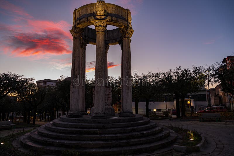Isernia. Monument To the Fallen of the First World War Stock Photo ...
