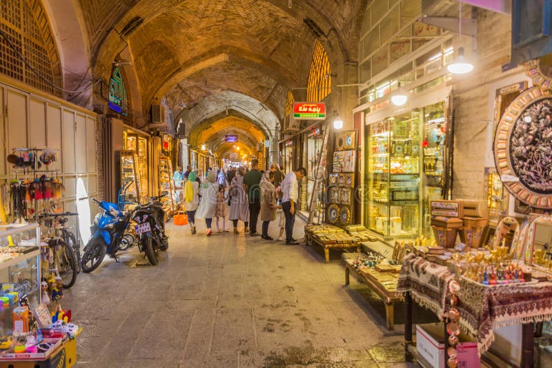 ISFAHAN, IRAN - JULY 10, 2019: View of the Bazaar (market) in Isfahan ...