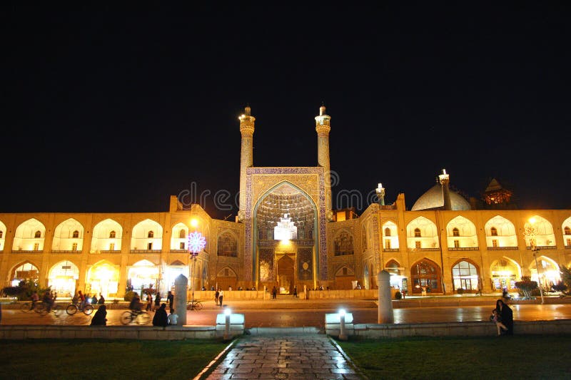 Isfahan Iran 03 Oct 2012 Night Ancient City Stock Photos - Free ...