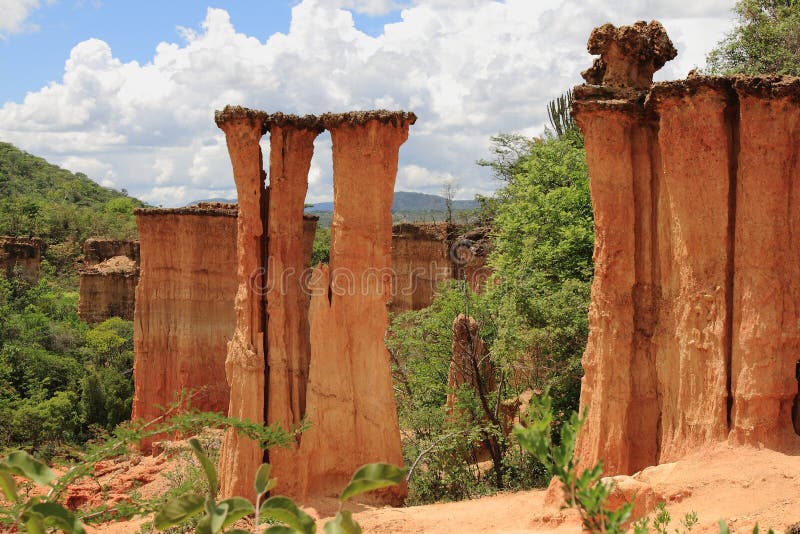 Isimila Stone Age Site stock image. Image of unesco, site - 29346757