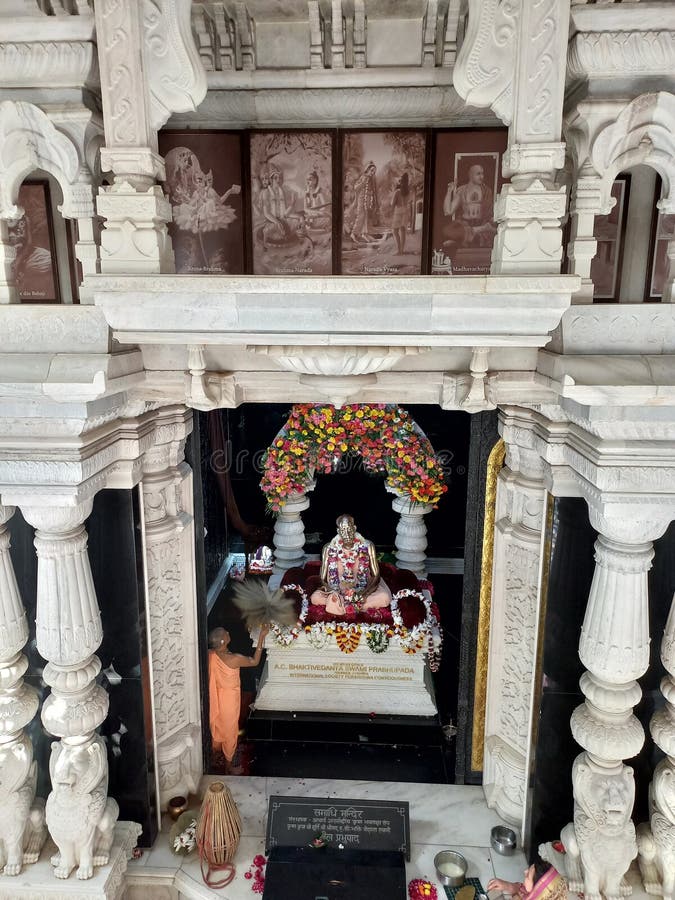 Iskcon Temple vrindavan editorial image. Image of arch - 259469600