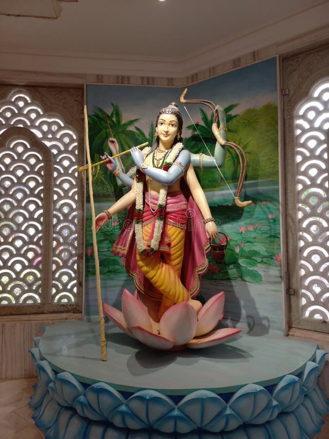 Iskcon Temple vrindavan editorial stock photo. Image of palace - 259469703