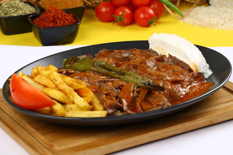 Iskender / Turkish Traditional Food Stock Photo - Image of doner, kebap ...