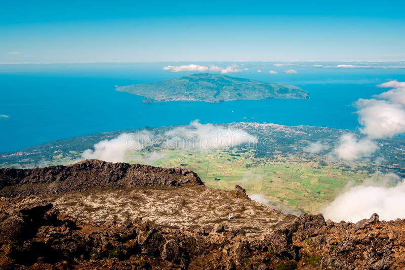 Isla de Faial de Pico foto de archivo. Imagen de azul - 110976188