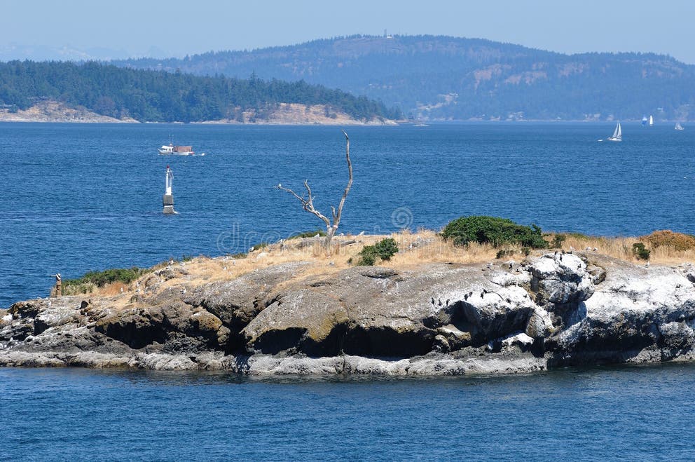 Isla del mar imagen de archivo. Imagen de paisaje, tranquilidad - 13680073