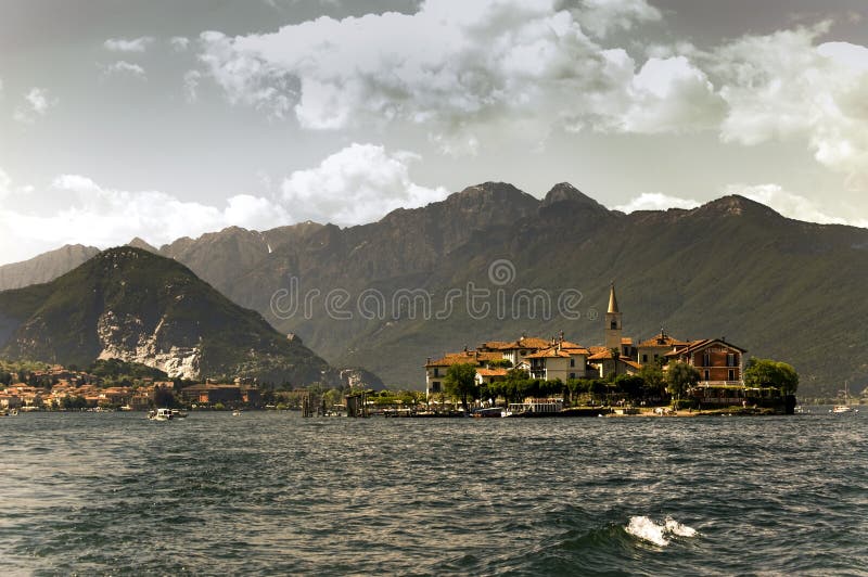 Isla hermosa foto de archivo. Imagen de pescador, hermoso - 14479204