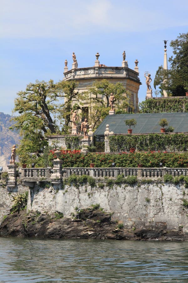 Isla Hermosa En El Lago Maggiore Imagen de archivo - Imagen de isla ...