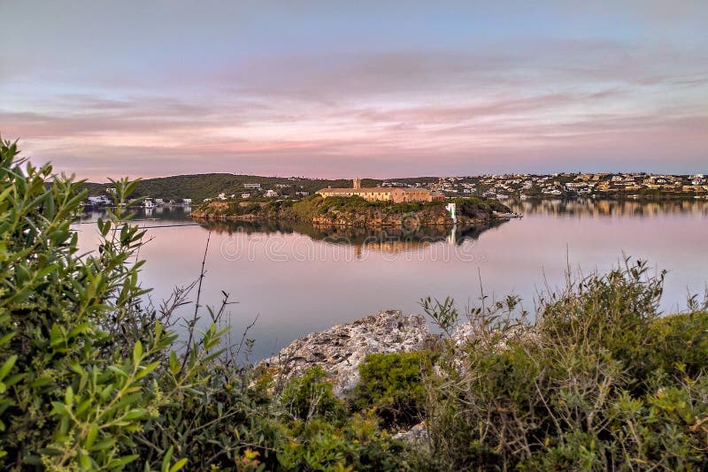 Isla King En Corvid19 Veces Foto de archivo - Imagen de yermo, paisaje ...