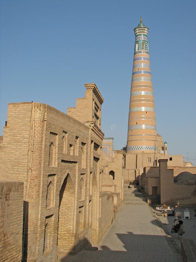 Islam Khoja Minaret Und Pakhlavan Makhmoud Mausoleum in Der Altstadt ...