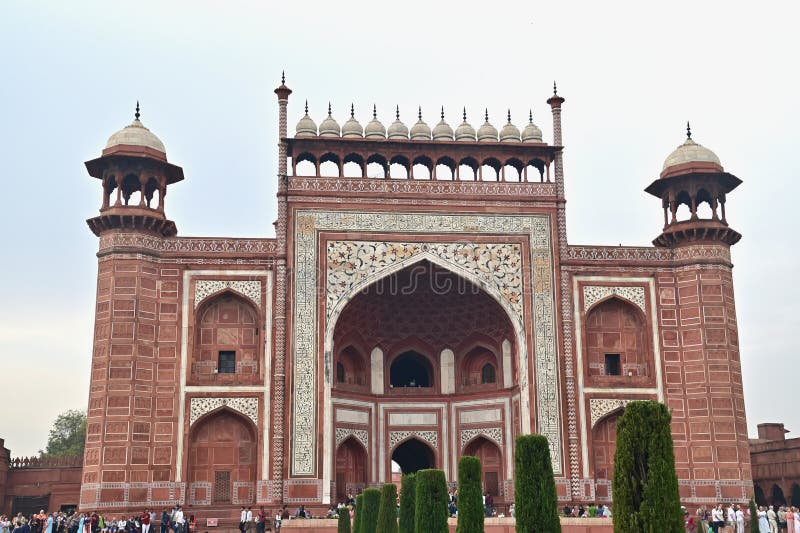 Main Gate of Taj Mahal Complex Editorial Photo - Image of religious ...