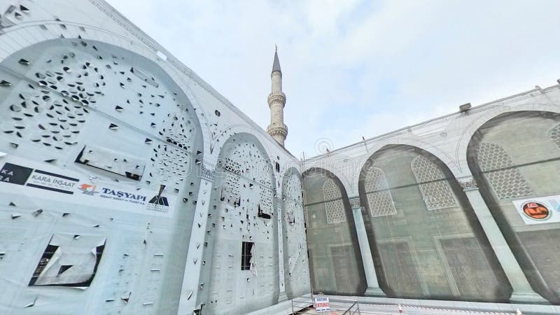 Islamic Blue Mosque with 6 Minarets in Istanbul, Turkey Editorial Stock ...