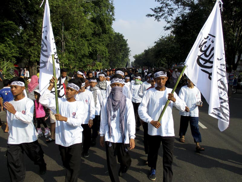 Islamic radical editorial photo. Image of solo, central - 72546546