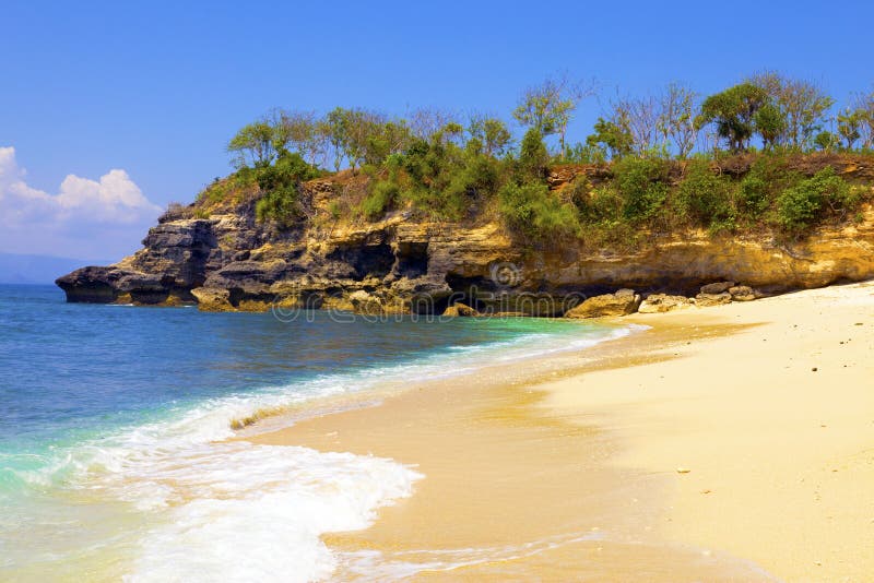 Island in ocean stock photo. Image of climate, idyllic - 13518378