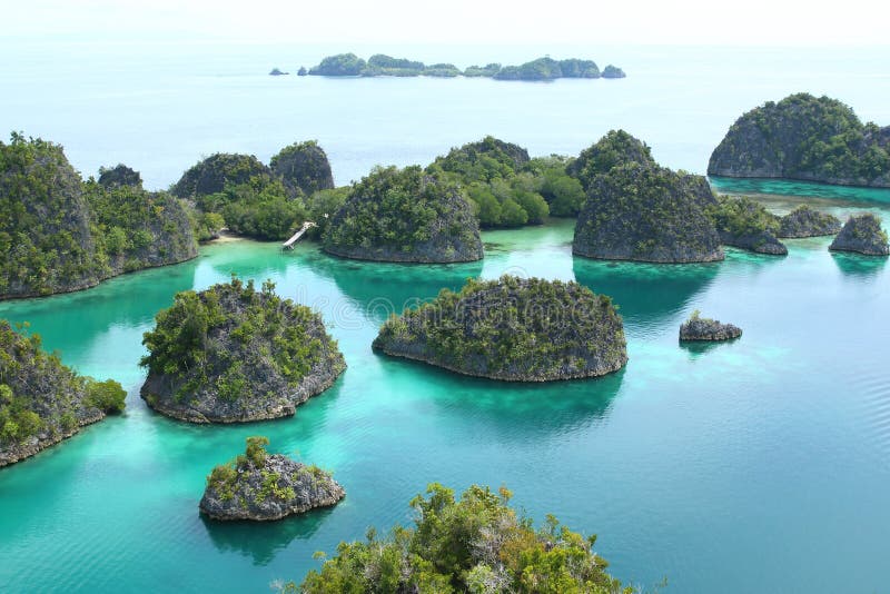 Islas de Piaynemo imagen de archivo. Imagen de océano - 157337755