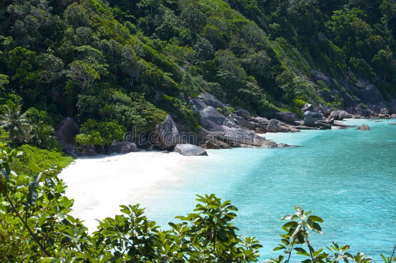 Islas Salvajes De Similan De La Costa Foto de archivo - Imagen de arena ...
