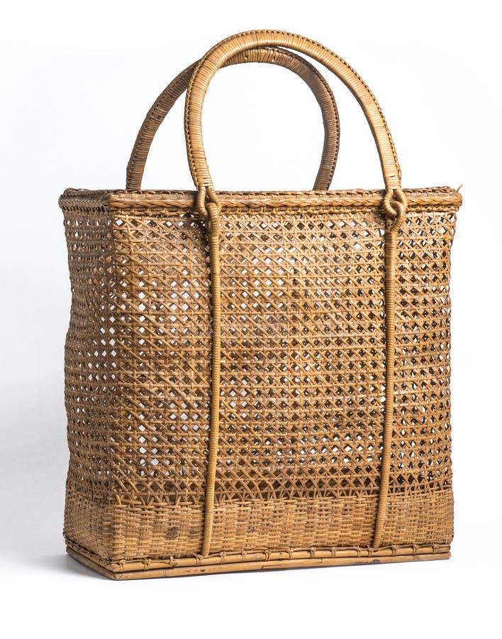 Isolement D'osier De Panier Image stock - Image du conteneur, métier ...