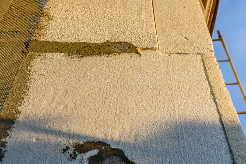 Isolering Av Huset Med Polystyren Begreppsenergi - Sparande Arkivfoto ...