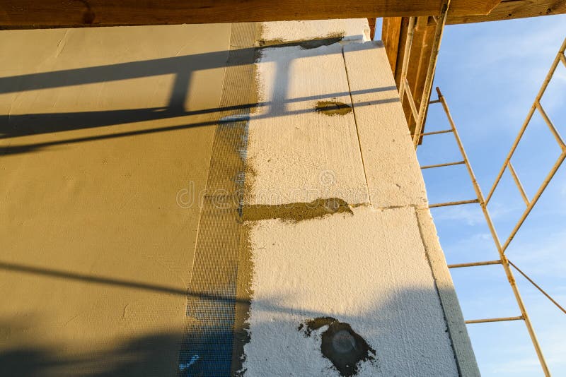 Isolering Av Huset Med Polystyren Begreppsenergi - Sparande Arkivfoto ...