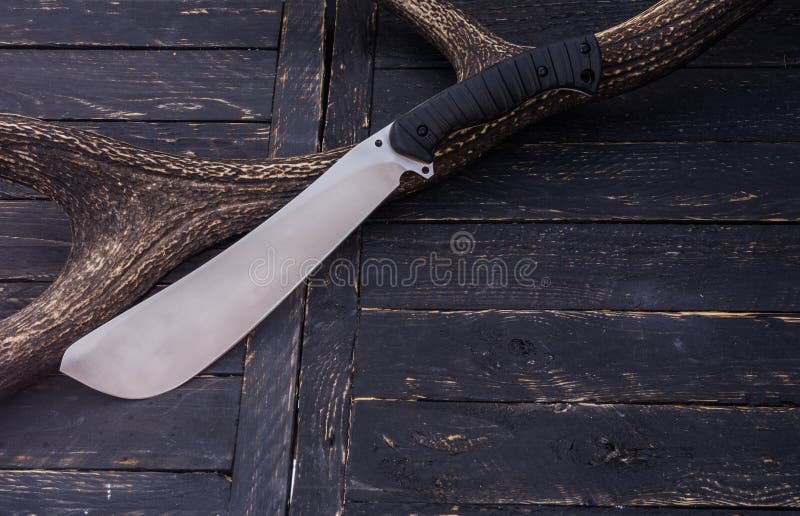 Isolez La Machette Machette Parang Photo stock - Image du renard ...