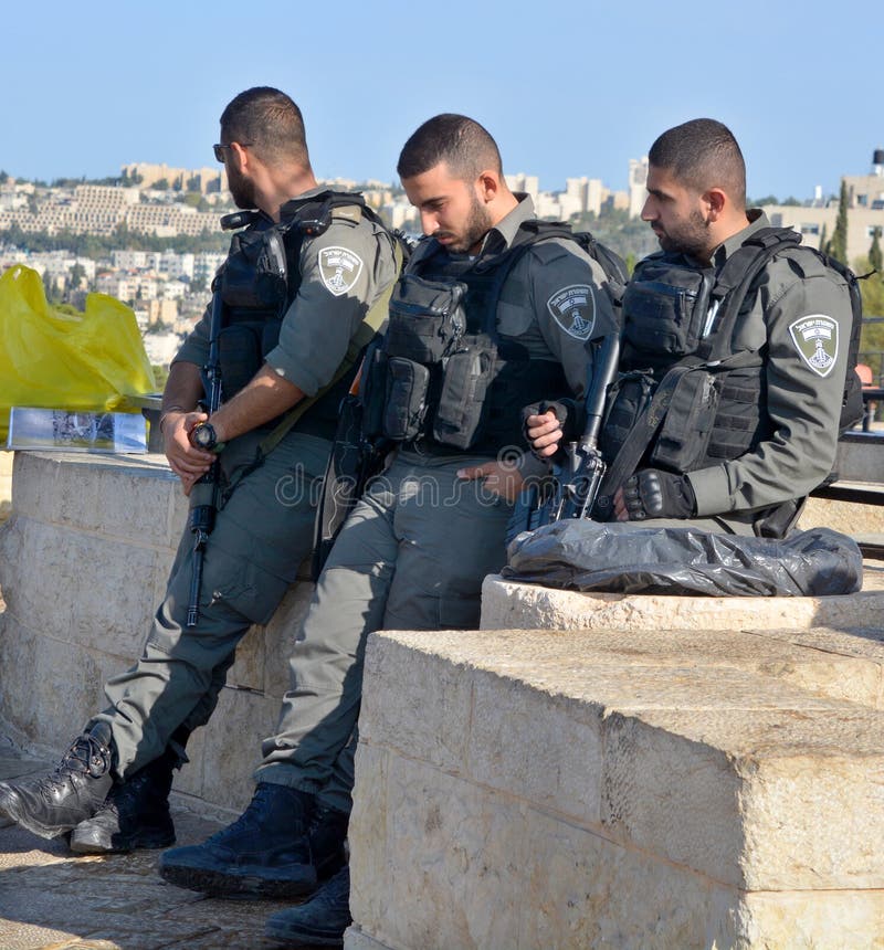 Israel Police redactionele stock afbeelding. Image of conflict - 80296799