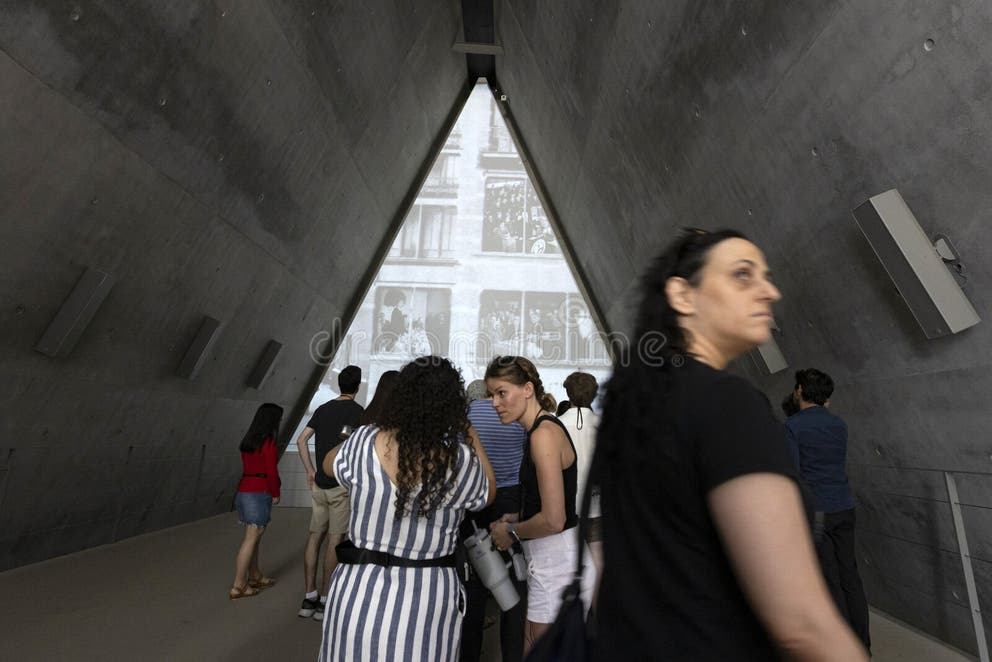 Israel - Jerusalem - Yad Vashem Museum Editorial Stock Image - Image of ...
