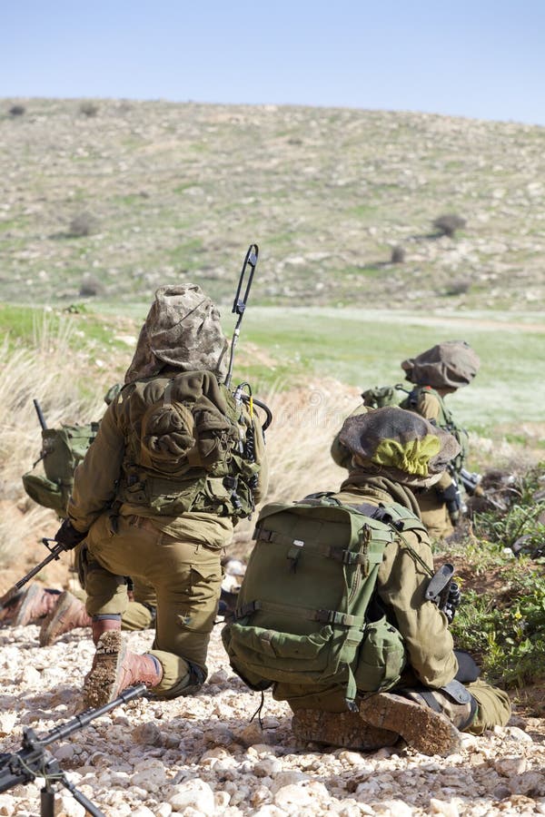Israeli soldier training editorial photography. Image of team - 26748577