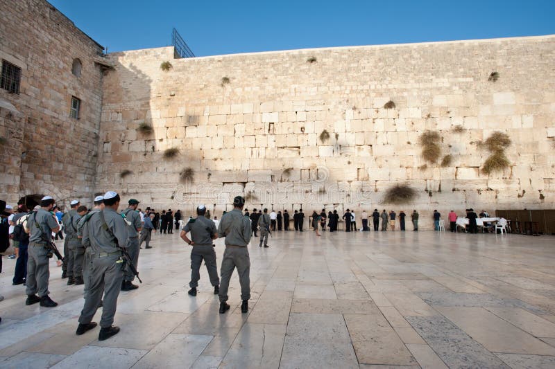 Israeli Soldiers at the Western Wall Editorial Photography - Image of ...