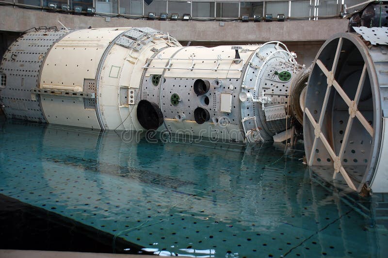ISS Mockup is Descending editorial photo. Image of facility - 13700956