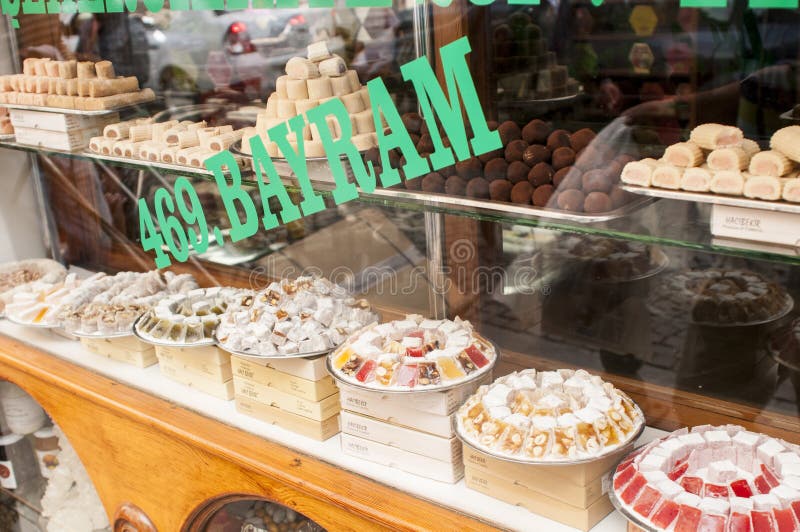 Istanbul candy shop editorial stock image. Image of arabic - 47729549