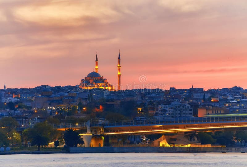Istanbul at a Dramatic Sunset Stock Image - Image of sunset, bosporus ...