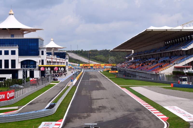 Istanbul Park editorial photography. Image of istanbul - 19413897